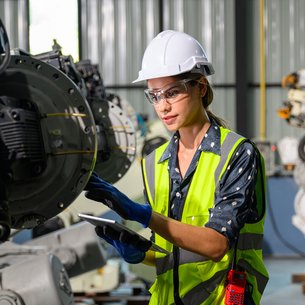 RealWear Navigator Z1 Wearable for Workforce Empowerment